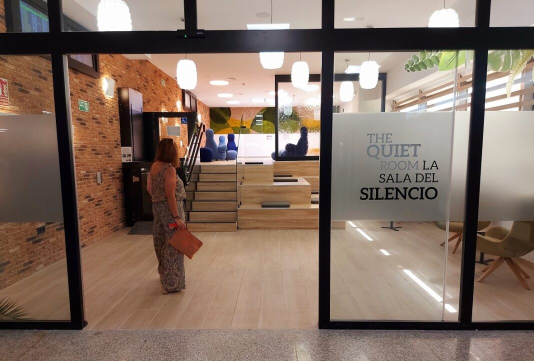 Ruheraum im Flughafen Málaga - Costa del Sol ONline